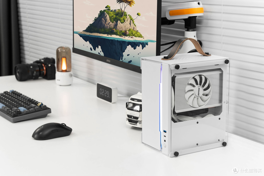 机械大师E24能量盒子装机展示-客厅桌面小精灵_机箱_什么值得买