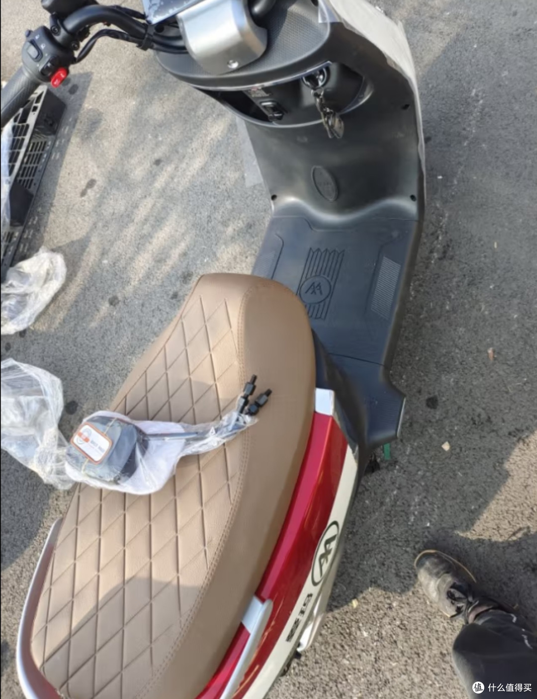 爱玛（AIMA）破冰A505六块电池72V22AH超长续航成人学生踏板智能电动摩托车 星云灰-带靠背72V22AH六块电_摩托车整车_什么值得买