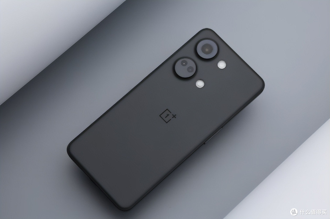 一加ACE2V和一加ACE2相比较，该如何选？_安卓手机_什么值得买