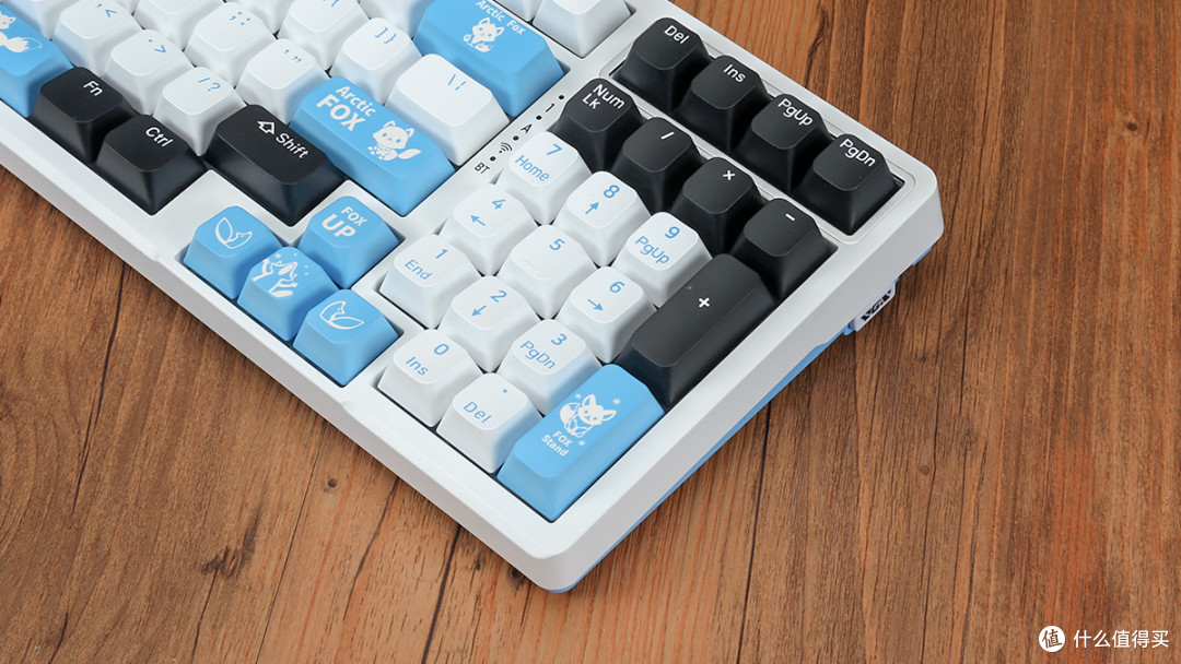 内卷王中王，游戏动力VGN V98 PRO极地限定版简评_无线键盘_什么值得买