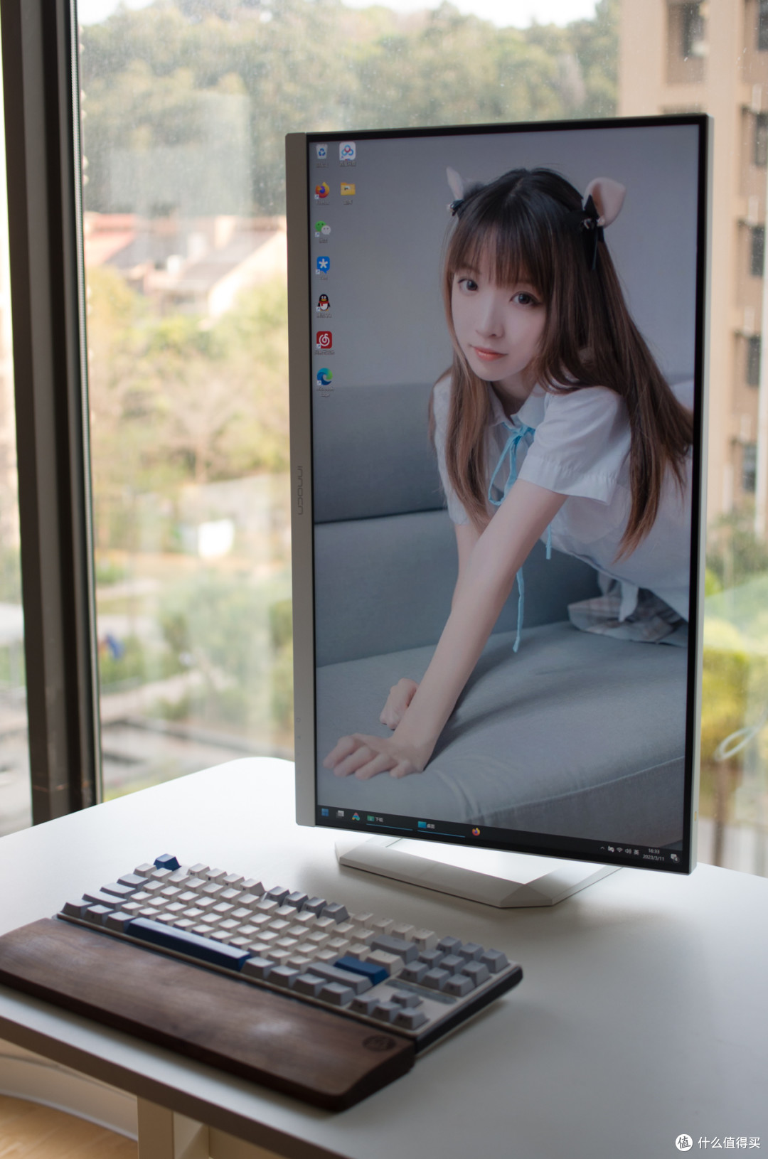 两款mini LED显示器对比，贵一点，好很多！_显示器_什么值得买