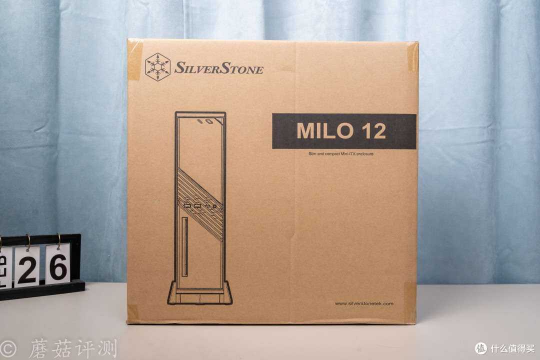 占地面积小，内部空间充足，银欣MILO 12米罗HTPC机箱 评测_机箱_什么值得买