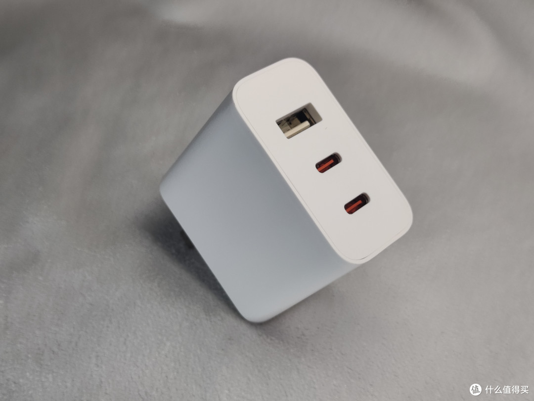 67W充电器首选，一个顶三个，小米67W 2C1A三口氮化镓充电器实测使用体验_充电器_什么值得买