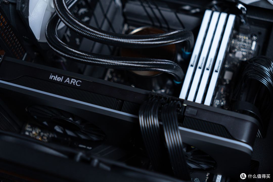 Arc A770到手评测：XeSS表现惊艳，未来可期！_显卡_什么值得买