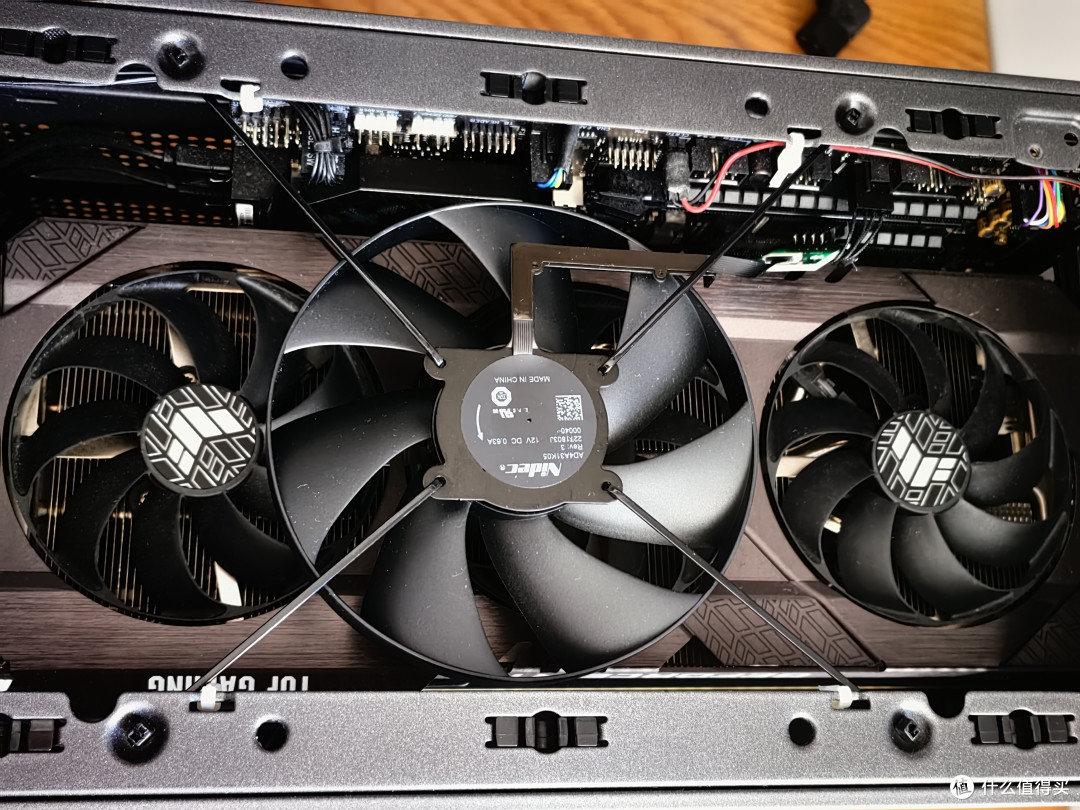 NIDEC公版4090风扇的另类玩法（二）扎带大法_散热风扇_什么值得买