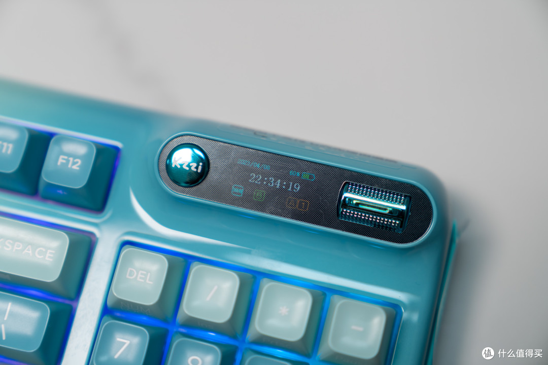 珂芝Kizz Z98键盘——带屏幕，外形圆润_键盘_什么值得买