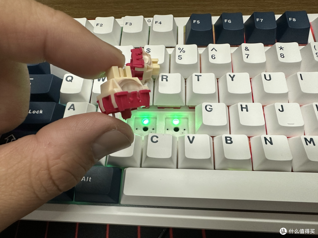 剁手上瘾！我又买了一副机械键盘，RK R98上手体验_键盘_什么值得买