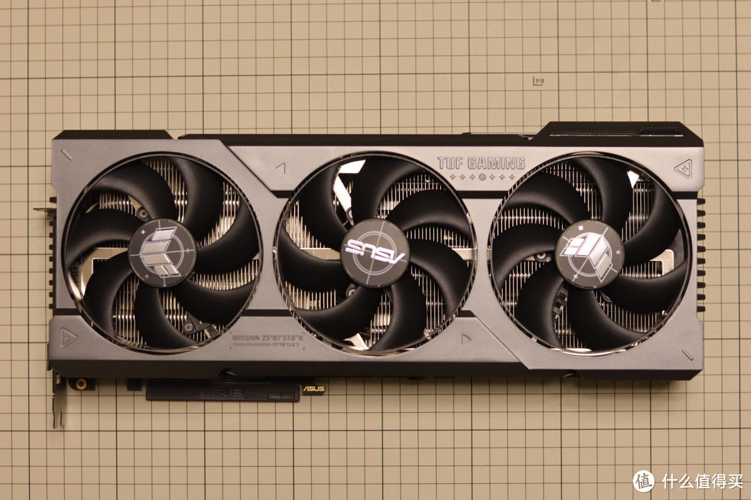 华硕RTX 4090 TUF使用体验报告_显卡_什么值得买