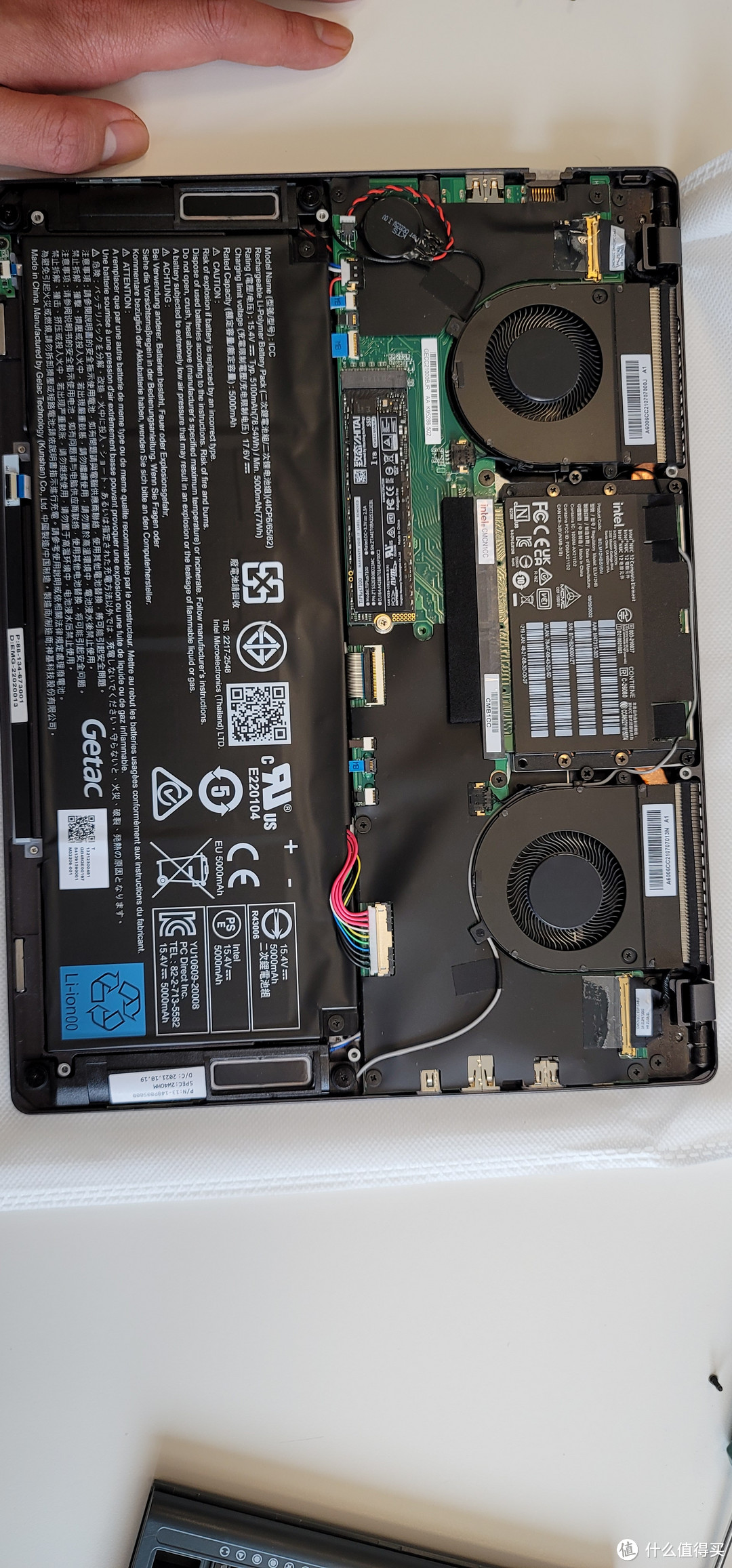 只剩下 “模块化” 的英特尔NUC P14E 笔记本_普通笔记本_什么值得买