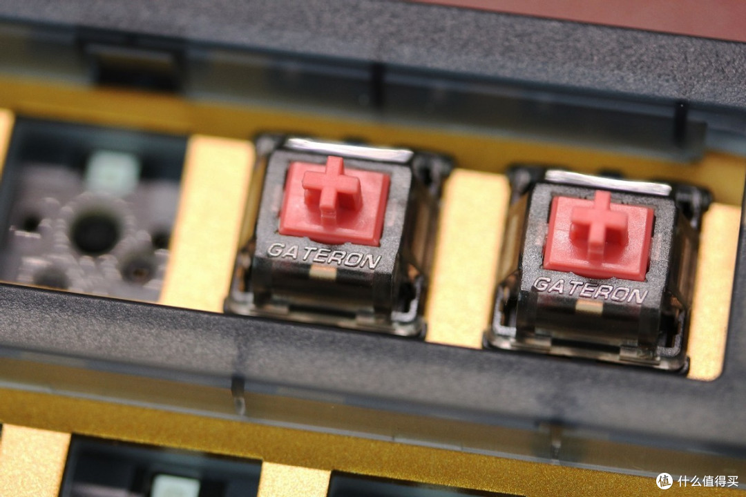 热插拔轴、无线三模，覆盖日常全场景的小呆虫GK980+机械键盘_键盘_什么值得买