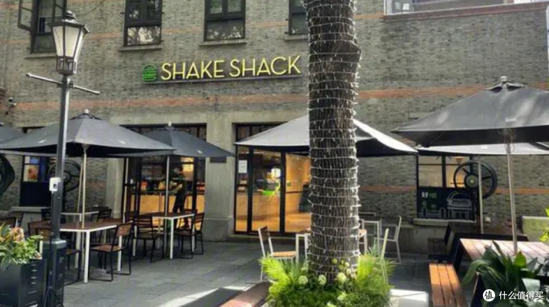 被称为“纽约三宝”的Shake Shack究竟有何过人之处，上海新天地店体验_小吃快餐_什么值得买