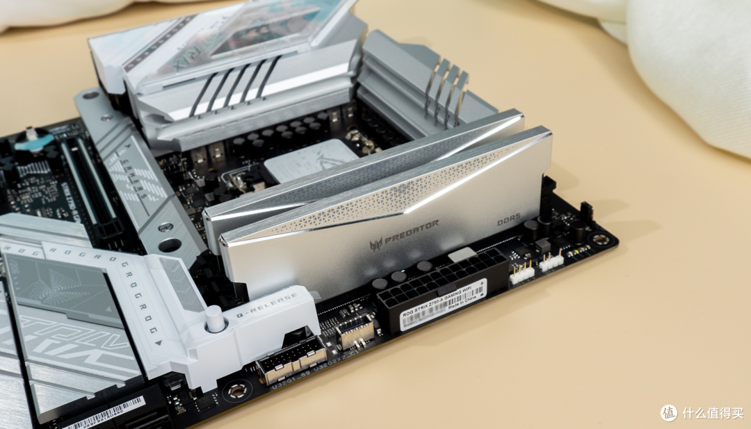 时序CL30，超至7200频率：宏碁掠夺者Pallas II凌霜内存条是什么来头_台式机内存_什么值得买