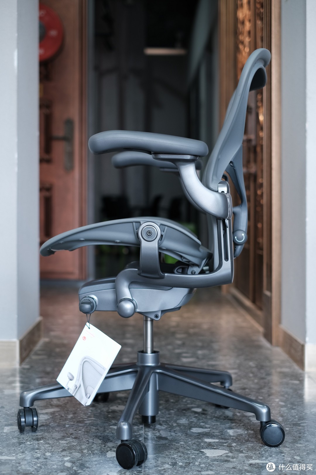 赫曼米勒Aeron人体工学办公椅_电脑椅_什么值得买