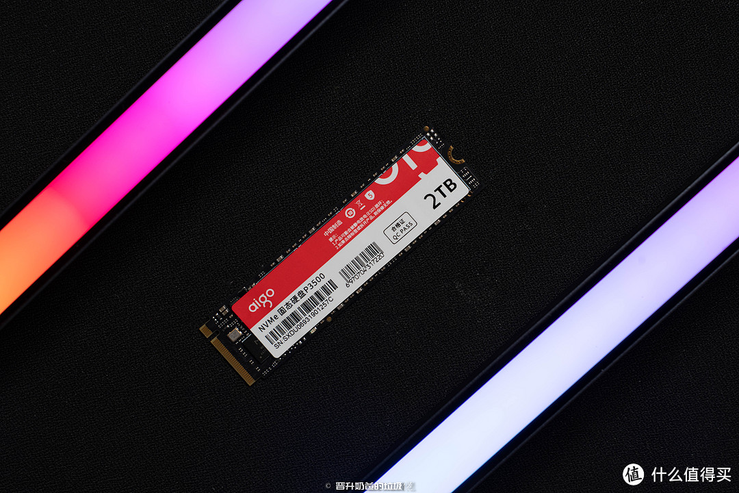 固态卷王还得是国产！爱国者P7000Z 2T低至499，反手购入aigo P3500 2T_固态硬盘_什么值得买