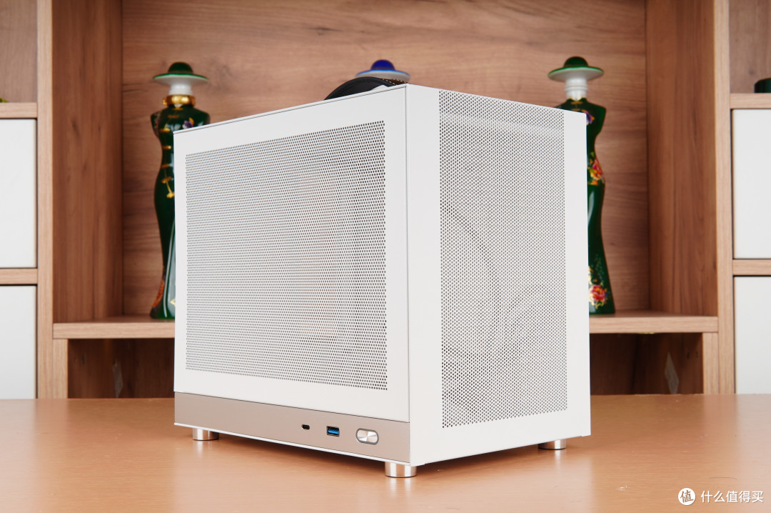 双塔风冷玩家狂喜箱？闪鳞G200 ITX机箱装机分享_机箱_什么值得买