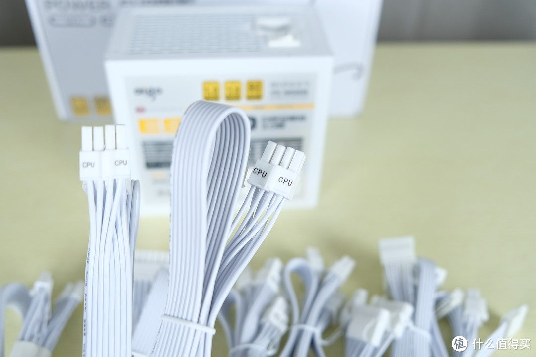 小巧精致海景房：爱国者 星璨 岚 270°海景房机箱 上手体验_机箱_什么值得买