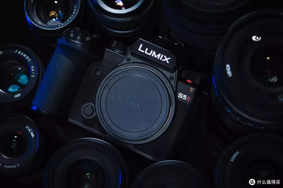 有了这些，新手也能用松下S5Mark2拍出绝美视频和照片了~_无反相机_什么值得买