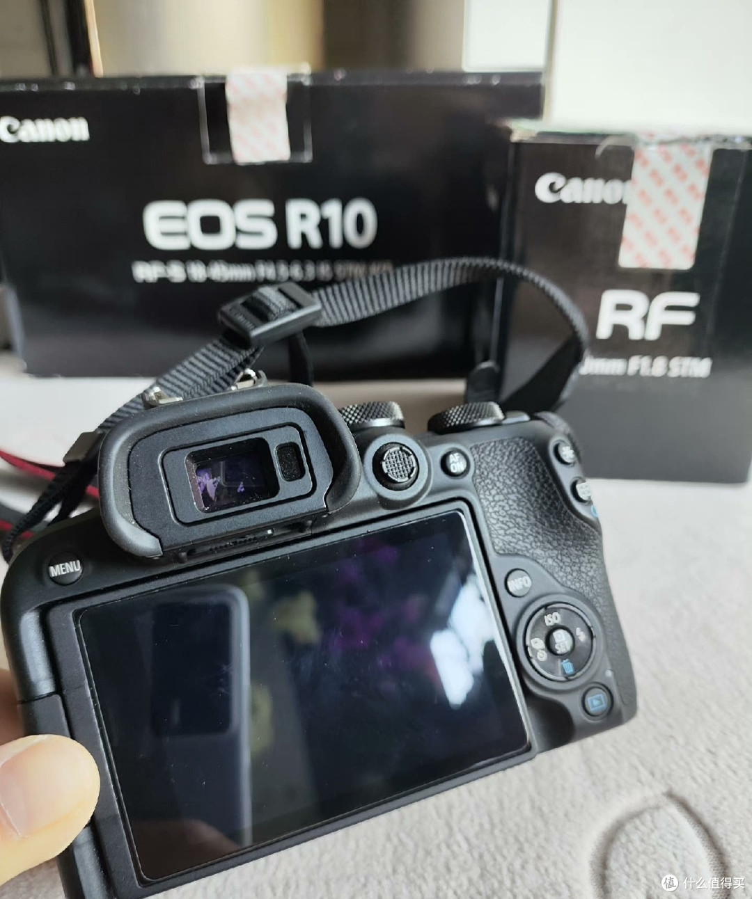 佳能R10相机，家用足矣。_相机_什么值得买