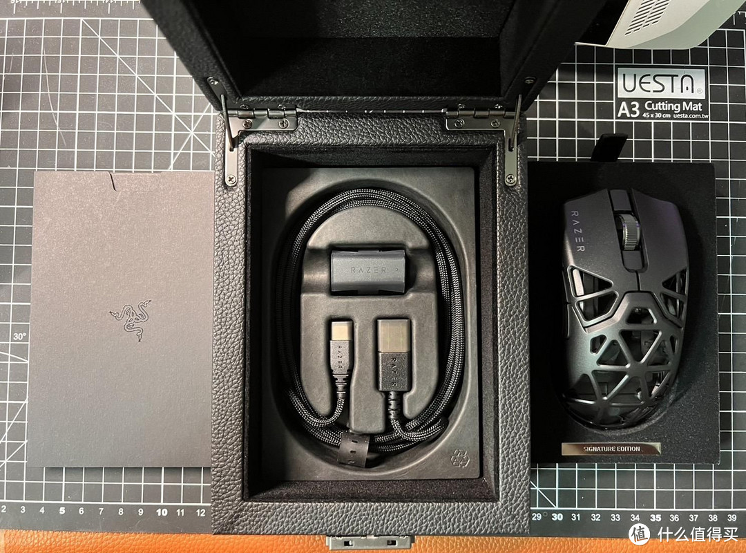 生活就得带点绿-Razer 雷蛇毒蝰 Viper Mini Signature EditionRazer开箱_鼠标_什么值得买