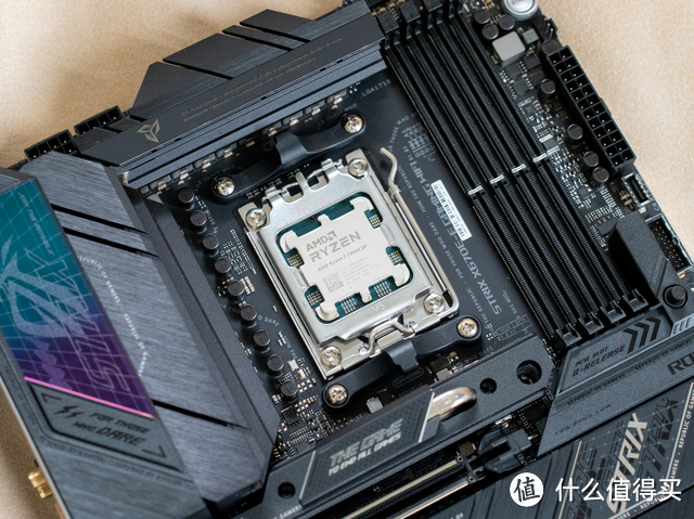 618搞个网游毕业神U，AMD 锐龙7 7800X3D测评_主板_什么值得买