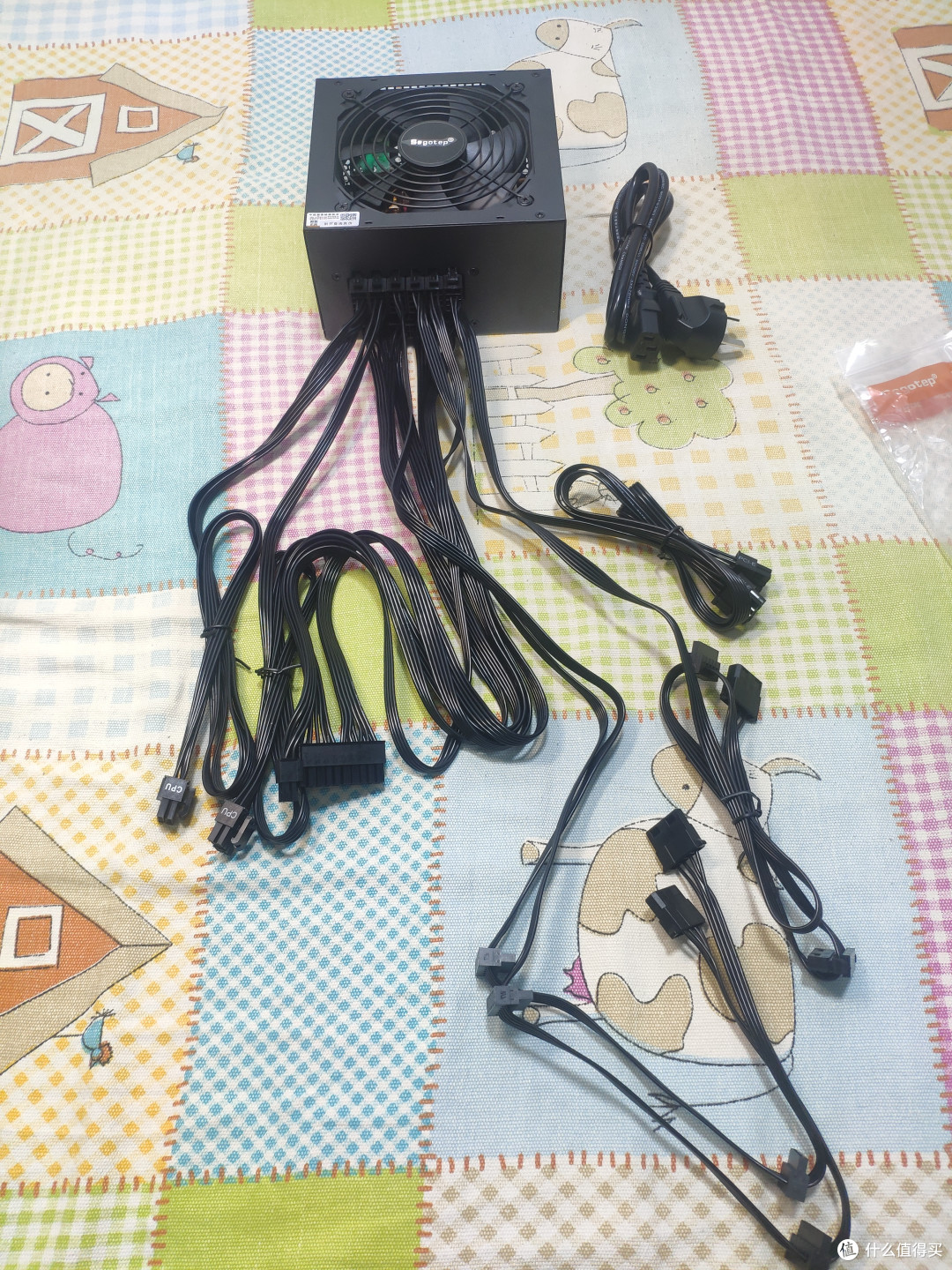 鑫谷电源 全模750（额定650W） 开箱_电脑电源_什么值得买