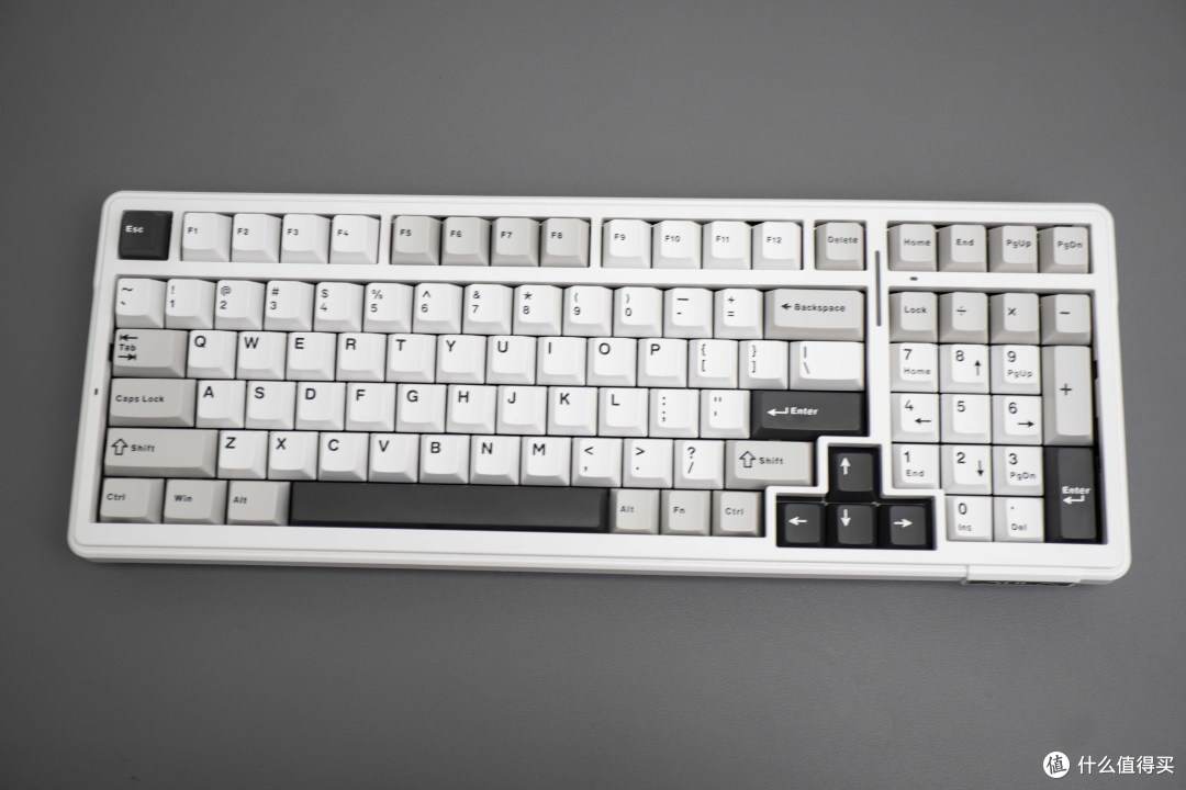 开箱狼蛛F99 Fr4版，上手感受+拆解+打字音，简单体验！_键盘_什么值得买