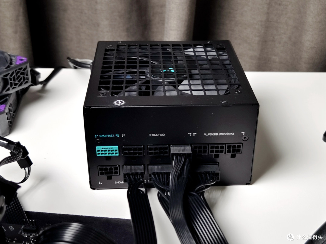 最强形态？双塔风冷换装 追风者T30 VS 振华 MEGACOOL 巨风，散热对比（基于七彩虹战斧 Z790AK-PLUS D5)_显卡_什么值得买