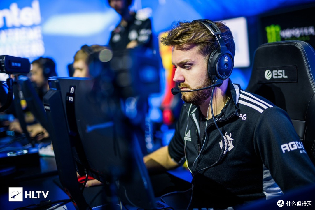 陌生的G2，责任拉满的Niko！浅聊CSGO IEM科隆总冠军的鼠标：雷蛇炼狱蝰蛇V3专业版_鼠标_什么值得买