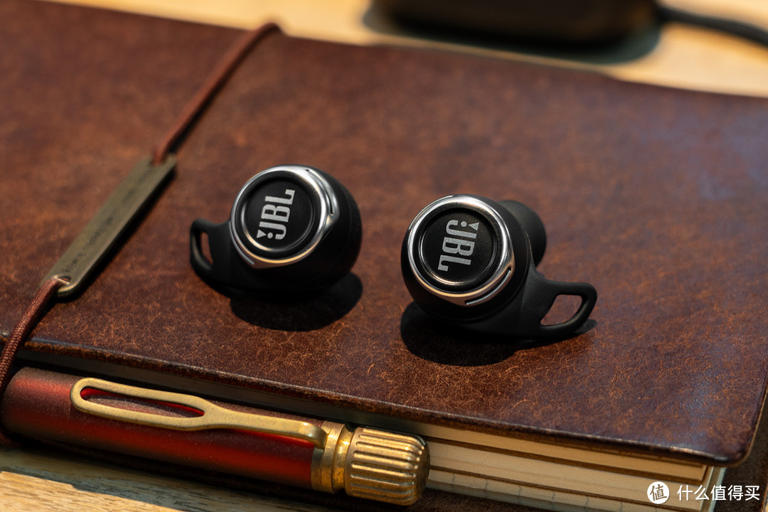 4000字体验长文，带你了解JBL Reflect Flow Pro：这是一款有态度的TWS_蓝牙耳机_什么值得买