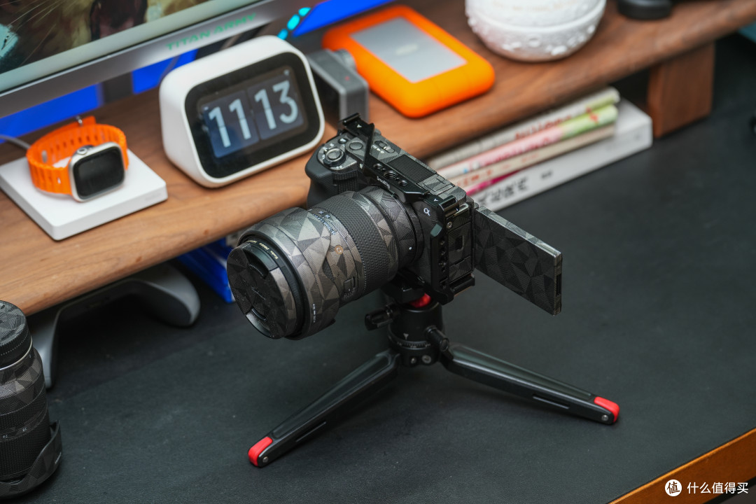 索尼A7R5、A7M4、ZV-E1、A7C、A7C2、A7CR怎么选？必买的神配件有啥？_单电相机_什么值得买