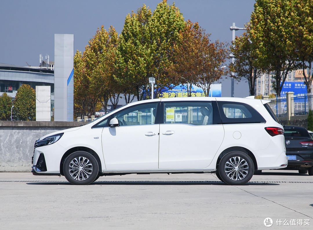 魔都别克 GL8 商务车 652 跟 653，外地朋友想改车快来谈谈_MPV_什么值得买