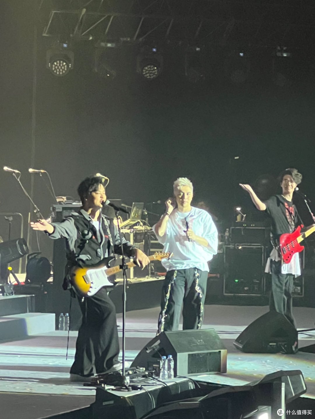 这几年来的第一次演唱会气氛超棒_演唱会_什么值得买