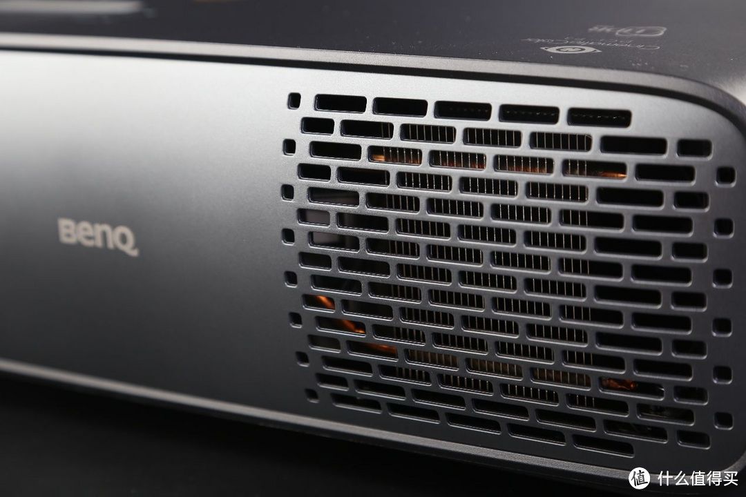 因为专注而专业 明基W4000 4K家庭影院电影机深度测评_投影设备_什么值得买