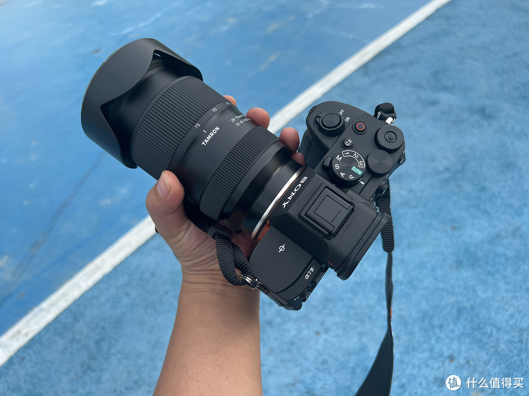 A7M4买了！挂机头配腾龙28-75 G2镜头如何？_无反镜头_什么值得买