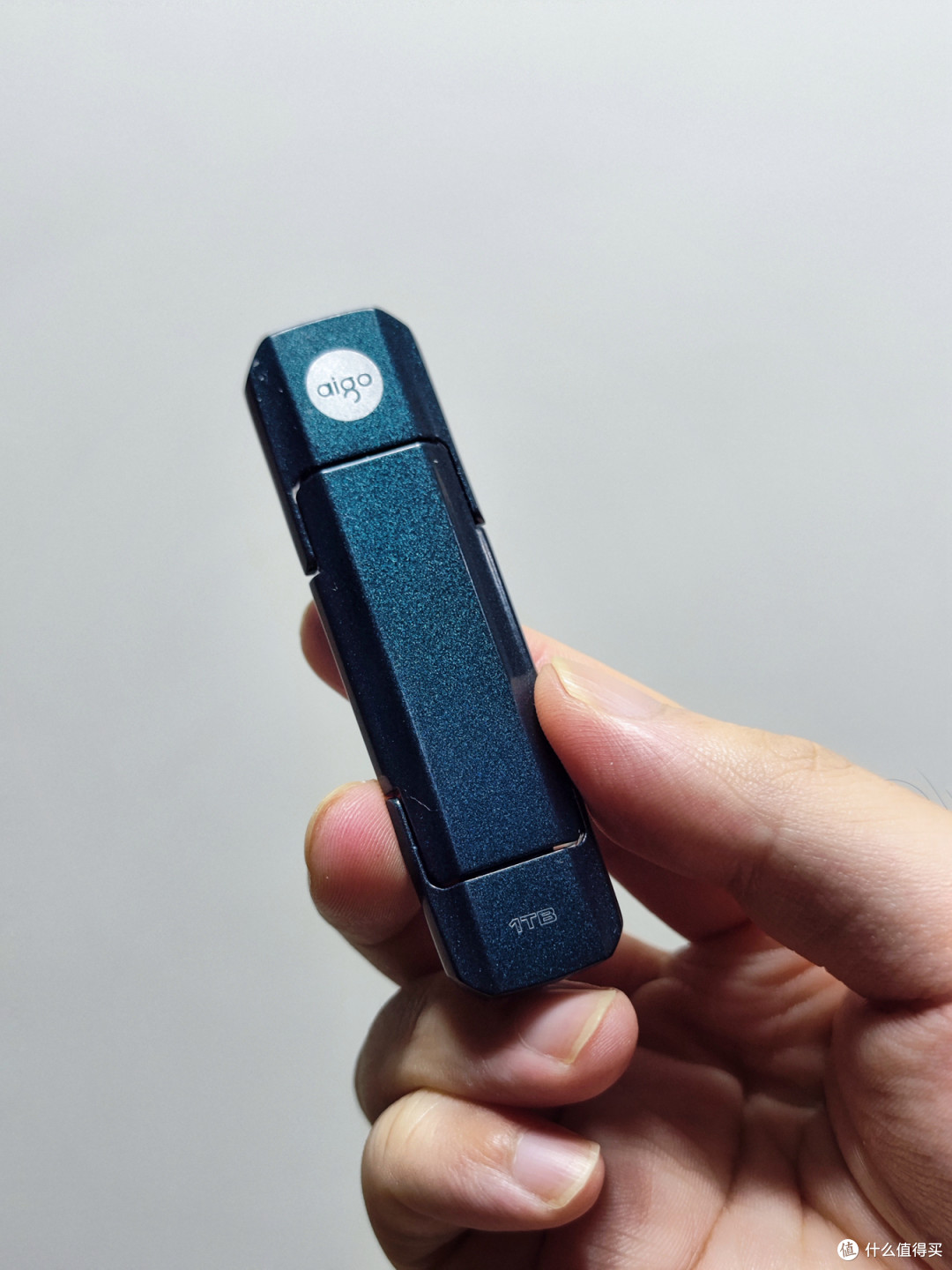 不是U盘？是双口+千兆新物种！aigo高速固态U盘U397【评测+指南】_U盘_什么值得买