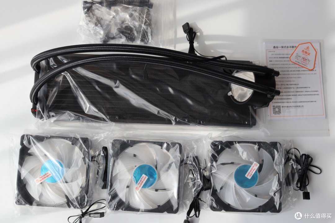 当锐龙5700G遇到魔改40HX，双显卡成就达成，跑分127万如此简单_主板_什么值得买