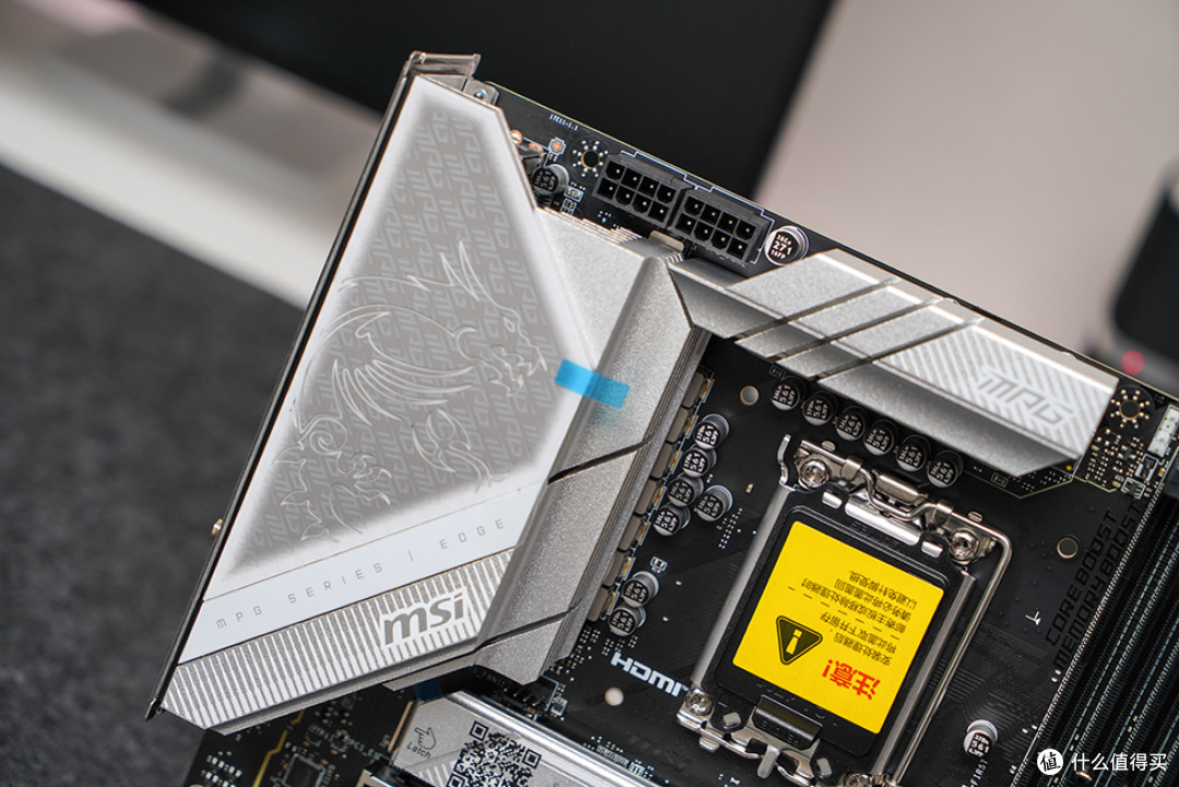 精致MATX代名词，ABEE M19+微星B760M刀锋钛+影驰 金属大师4060 装机展示_CPU_什么值得买