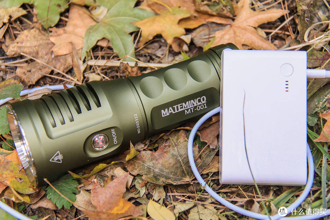 照亮3公里之外，首只46950手电光芒来袭：迈特明酷 MT001_户外照明_什么值得买
