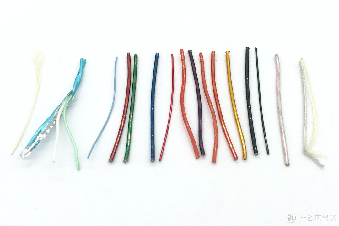 贝尔金Studio by belkin 双type c一线通 评测拆解报告 凯夫拉材质USB3.2 20G 1.5米 60瓦E-marker芯片_数据线_什么值得买