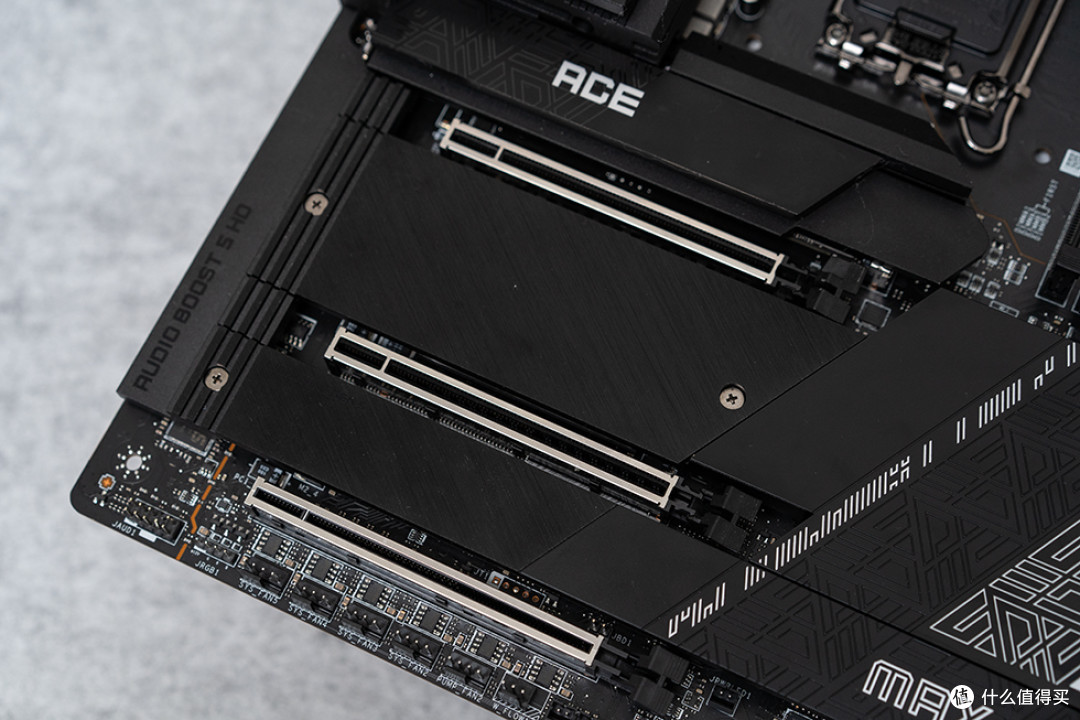 Z790平台的全能战神，微星 MEG Z790 ACE MAX 开箱评测_主板_什么值得买