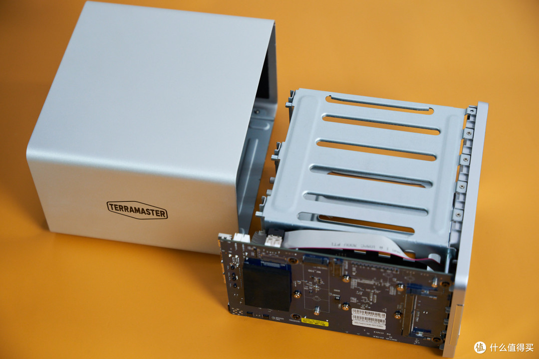 NAS超简单！化繁为简的铁威马F4-423轻松上手功能强大（附拆机）_NAS存储_什么值得买