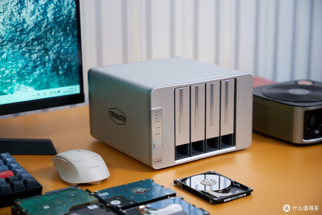 NAS超简单！化繁为简的铁威马F4-423轻松上手功能强大（附拆机）_NAS存储_什么值得买