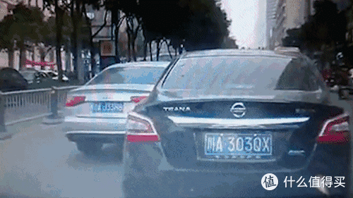 4K超清，智能三摄，10英寸巨屏——360 M600行车记录仪，驾驶必备神器！_行车记录仪_什么值得买