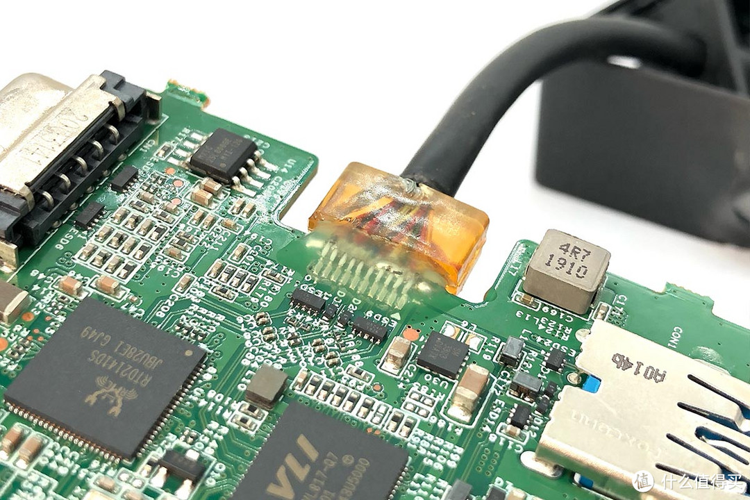 联想USB C Travel Hub Gen2便携式端口拓展器 拆解报告 旅行办公神器Mini Hub 4X91A30366 支持双显示器 ...