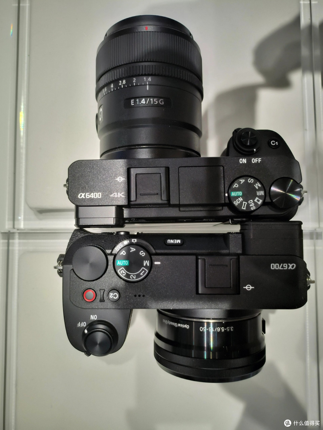 索尼半幅机皇？A6700 VS A6400新手怎么选_单电相机_什么值得买