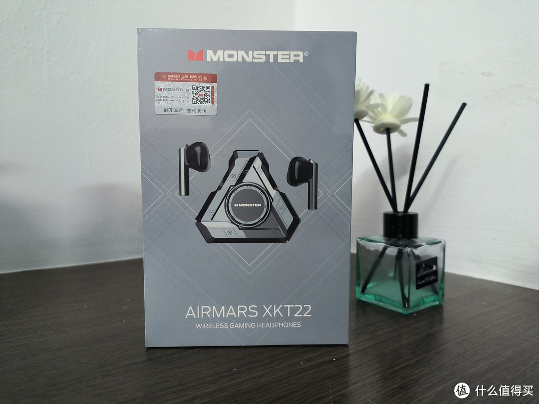 开箱一款电竞级体验的玩物——魔声（MONSTER）XKT22_蓝牙耳机_什么值得买