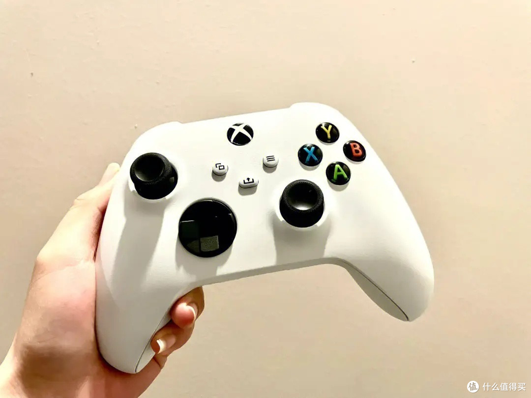 男人至死是少年！篇二：近期主流游戏手柄对比测评_游戏手柄_什么值得买
