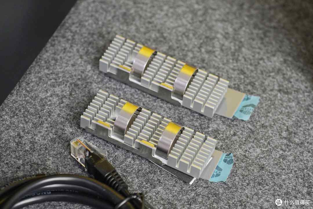 高性能存储解决方案，QNAP TS-466C开箱拆解及系统配置_NAS存储_什么值得买