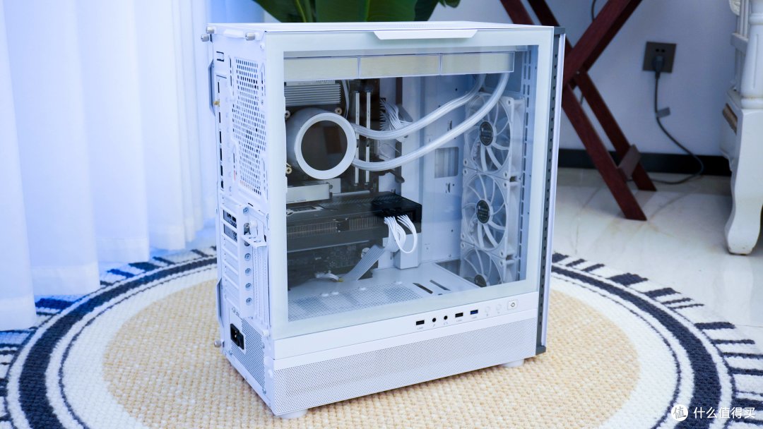 高性价比的平替款大屏LCD水冷：先马XW360-PLUS装机先睹为快！_散热器_什么值得买