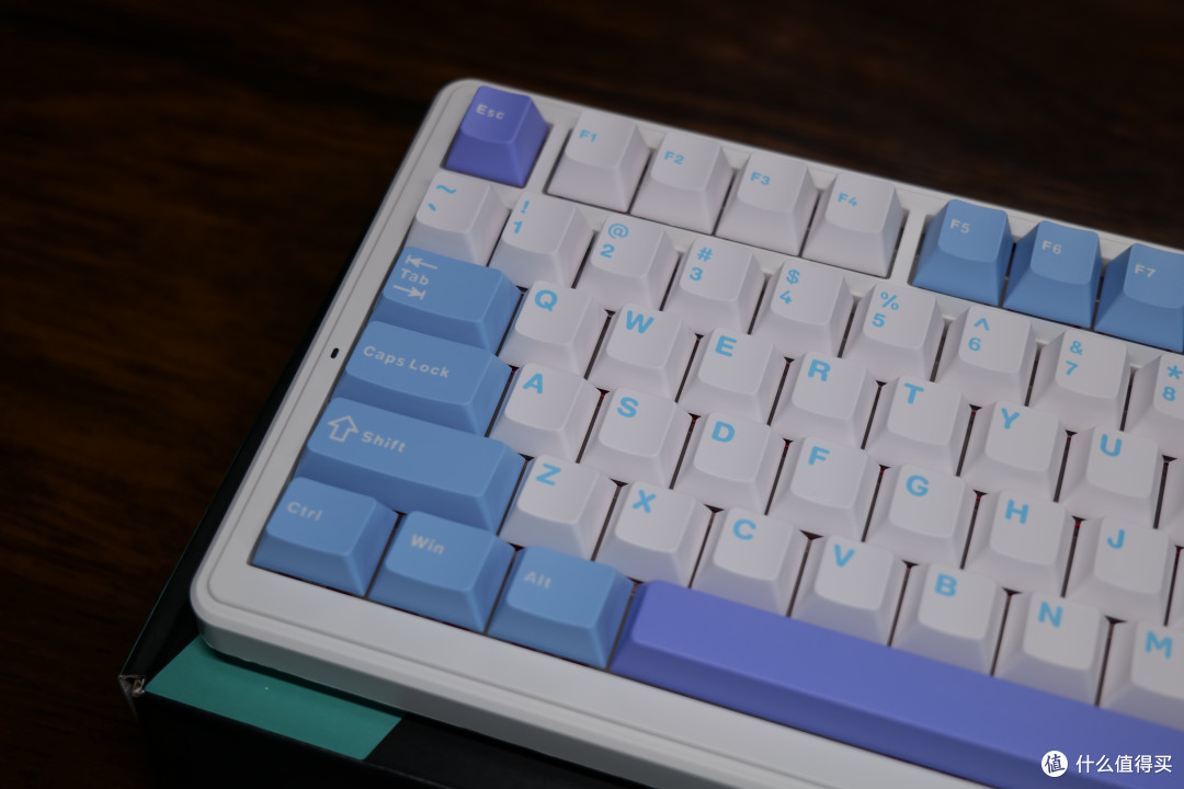 总有一个版本适合你！259起的新晋性价比选手，狼蛛F99详细使用体验。_键盘_什么值得买